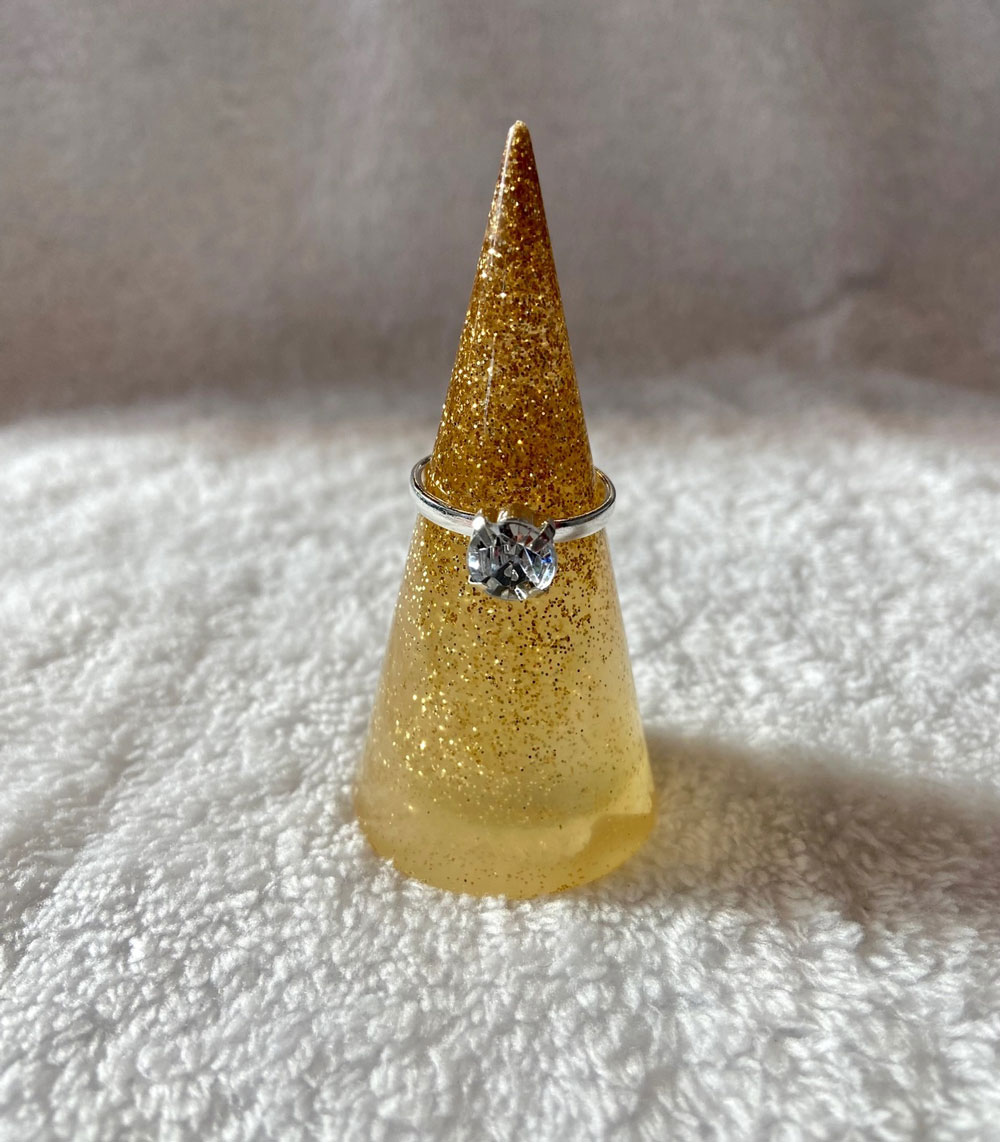 Petite Ring Holders - Cone - The Terry Janis Collection